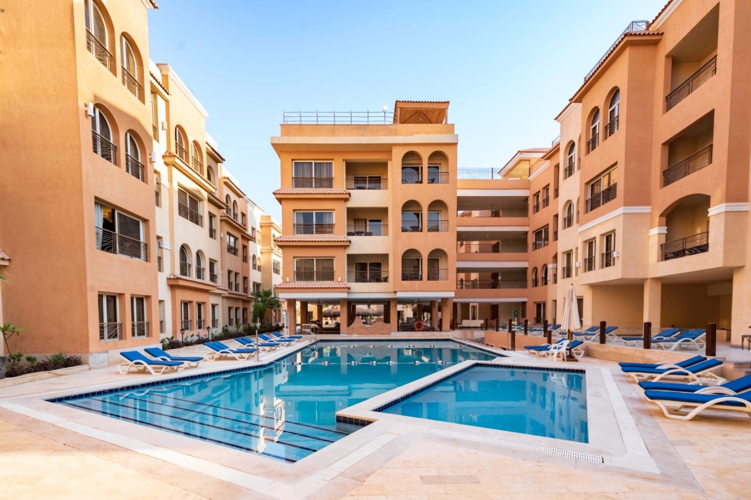 Home - La Rosa Boho Aquapark Hotel